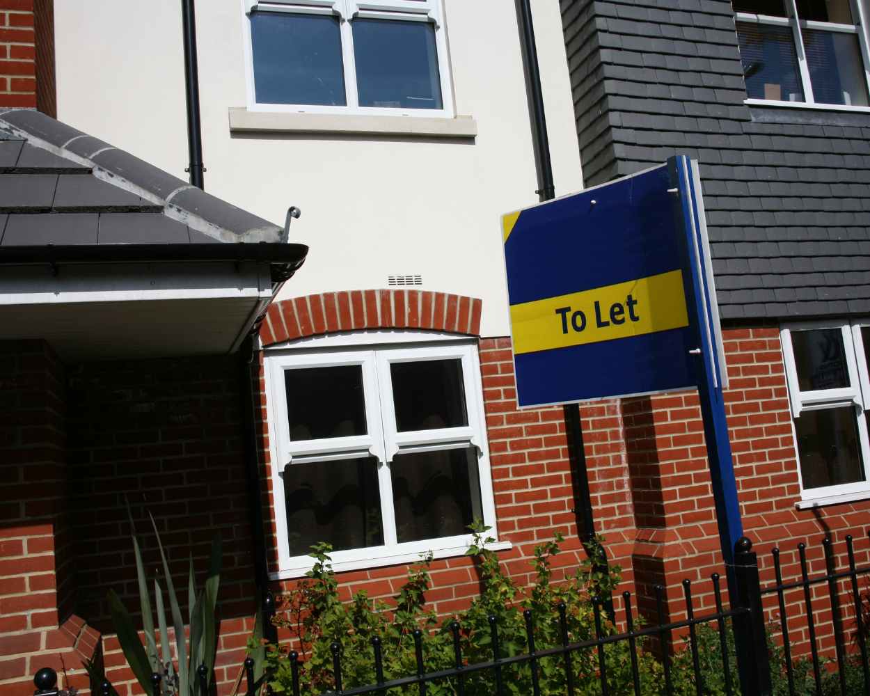 What are average buy-to-let mortgage rates in 2025?